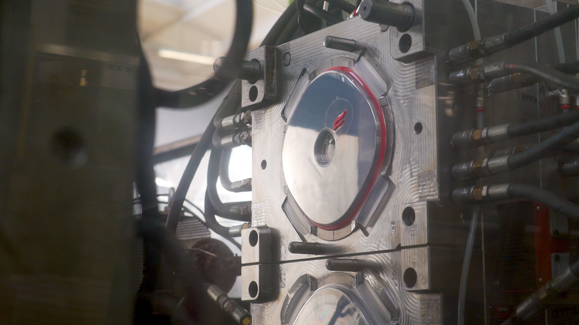 Machinery - Plastic material moulding - Made in Italy - CEL SpA